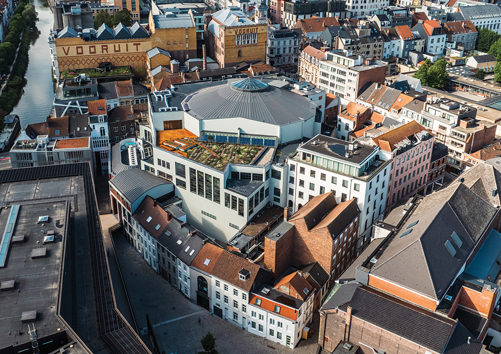 Repurposing Winter Circus Mahy | EUmies Awards