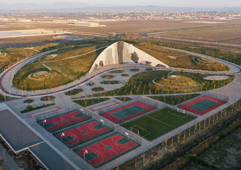 Eco Park Durres (1st phase) | EUmies Awards